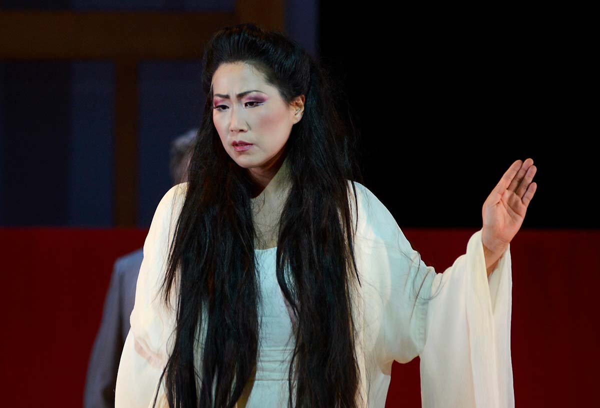 The Geisha in the Mirror: The Impact of Symbols and Archetypes | Boston ...